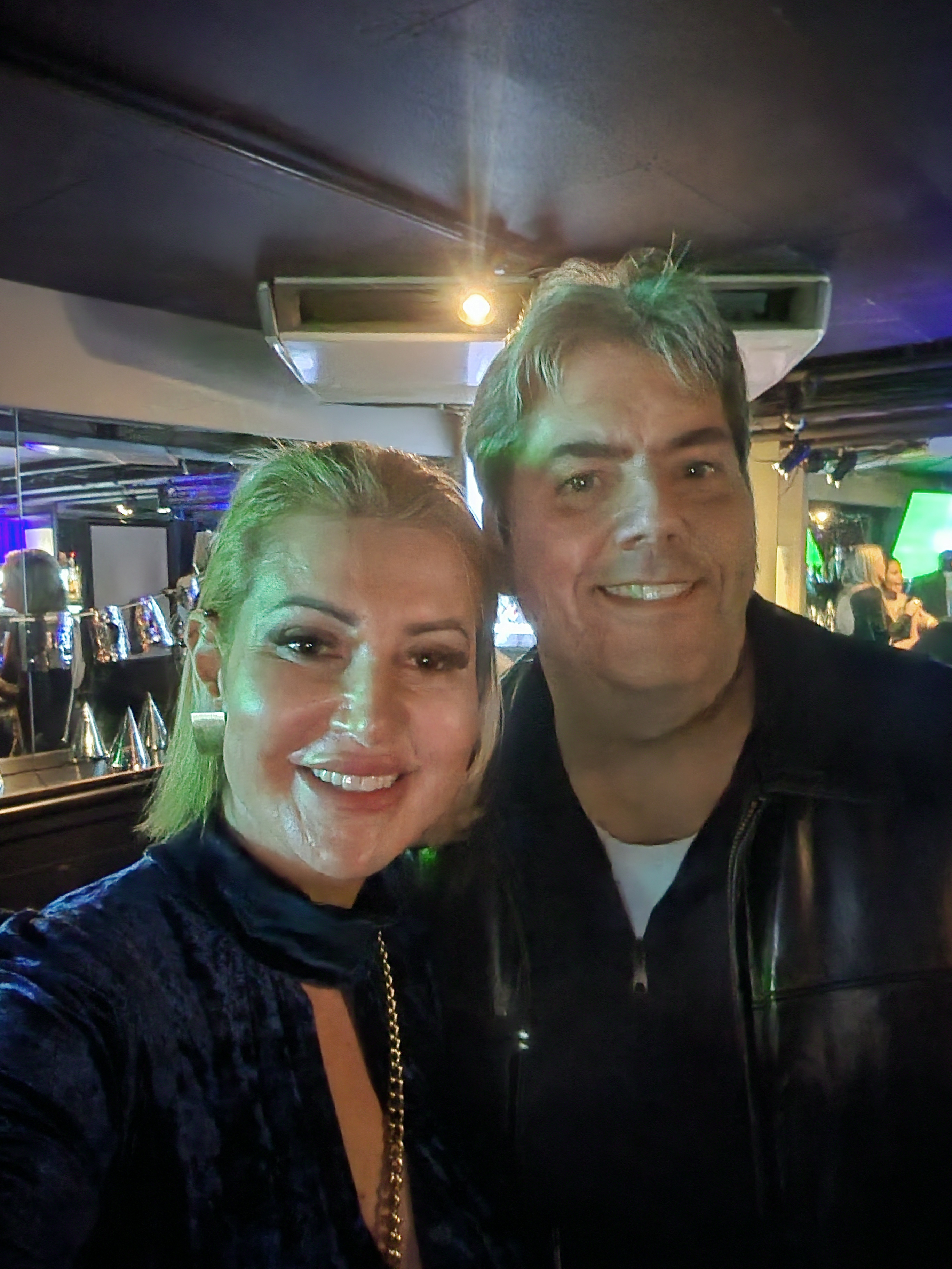 A “75 Radio” Wedding!? – SEVEN FIVE RADIO